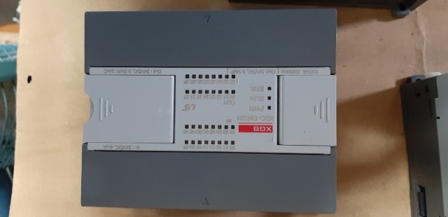 LS XBC-DN32H / V1.9 POWER : AC100-240V