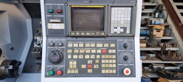 위아 CNC선반,SKT-100,6인치 선반,CNC선반 위아(현대위아) 6인치,터렛타입