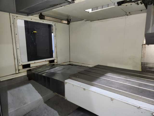 두산 7호 머시닝센터 NR700 화낙콘트롤,BT40,10,000RPM,스쿠류콘베어