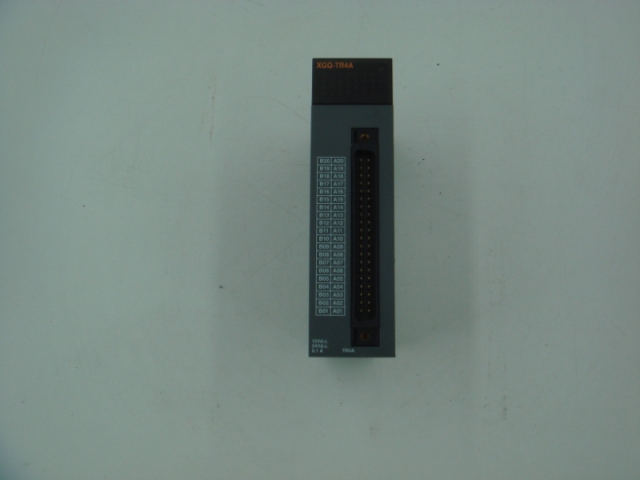 PLC LS XGP-AC23,XGI-CPUS,XGL-EFMTB,XGF-M32E,XGI-D24A,XGQ-TR4A,X