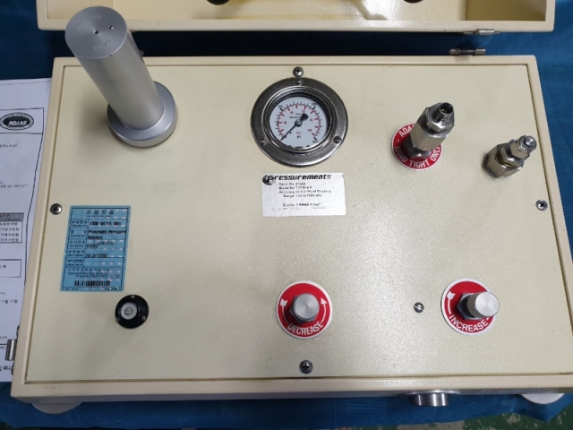 압력교정계측시스템,Pneumatic Pressure Balance, Pressurements FA · 로봇 · 제어 : 유량/압력계