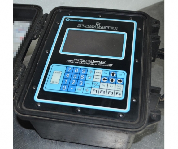 CONTROLOTRON STORMMETER System 1010 UNIFLOW CONTROLOTRON STORMMETER ...