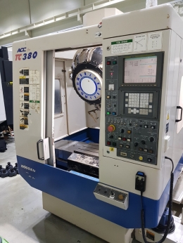 두산 탭핑센터 TC-380 중고 탭핑센터 | [중고] 공작기계 - 선반 · 머시닝센터 - 탭핑센터/탭핑기 | 머시닝하이마트(주 ...