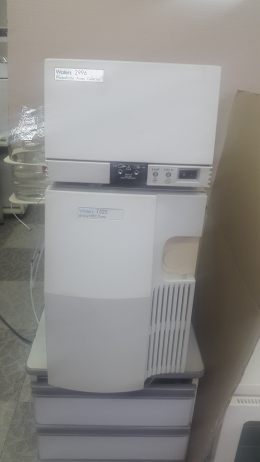 Waters 1515 HPLC Pump 및 2996 PDA Detector - 동진과학