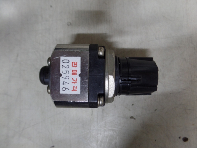 SMC SRH3010-02 SMC SET PRESS. 0.05~0.7MPa