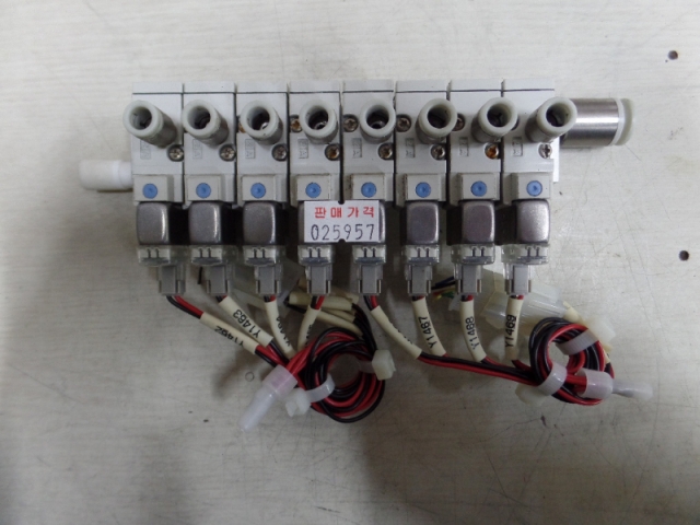 SMC SYJ512-5LZ-M5 SMC 0.15~0.7MPa