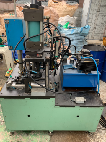 자동차 베어링,씰 조립장비 자동차 베어링,씰 조립장비