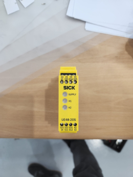 세이프티 릴레이 UE48 20S 30EA SICK - 알오지스틱스
