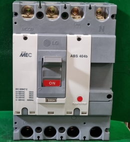 ABS 404b 300A 4P 배선용 차단기 | [중고] FA · 로봇 · 제어 - 제어 · 계측 - 제어장치/수배전반/배전반 ...